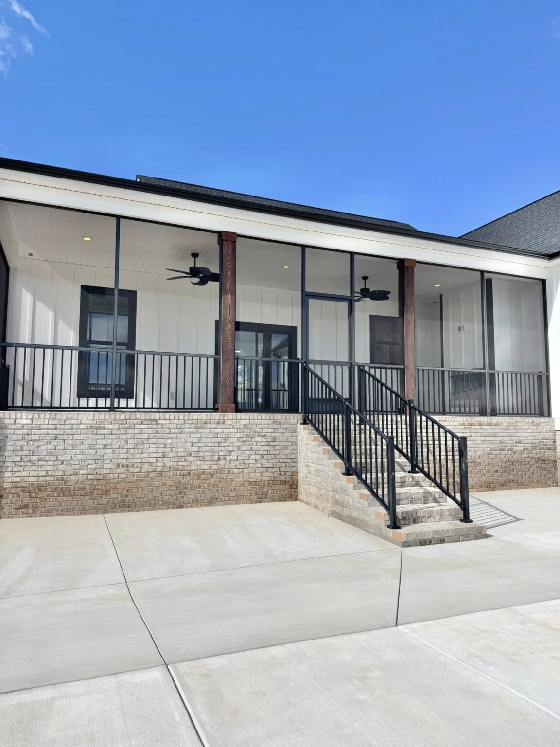 Modern Farmhouse Home – 3 Bed 2.5 Bath 2,581 Sq Ft - USA HOMES