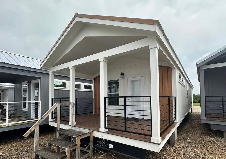 2021 Daniel Tiny Home 1 Bed 1 Bath | $28K - USA HOMES